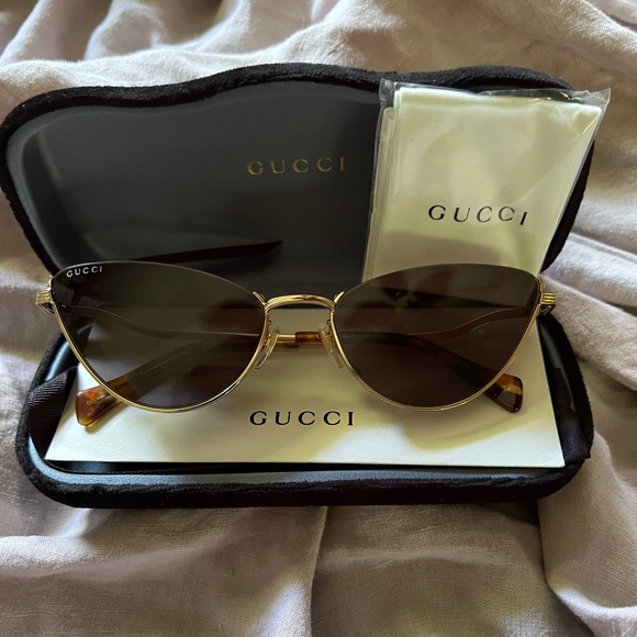Gucci | Accessories | Gucci Womens Gg Sunglasses | Poshmark